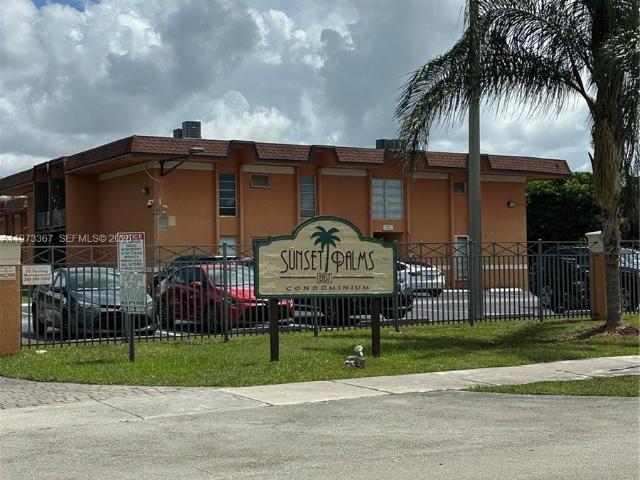 9487 SW 76th St, Unit M8, Miami, FL 33173 | MLS #A11973 | Compass