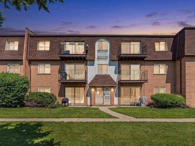 9480 Bay Colony Dr Apt 2N, Des Plaines, IL 60016