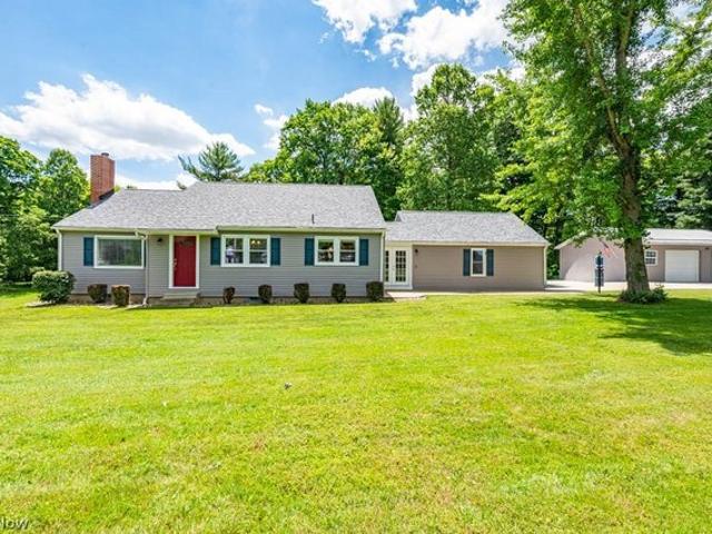 9483 Youngstown Salem Rd, Canfield, OH 44406