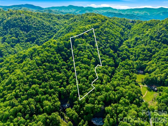 948 Cove Creek Lane