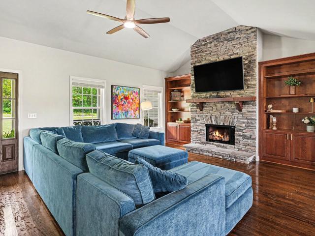 948 Goslin Branch Rd