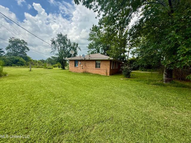 948 Horseshoe Road