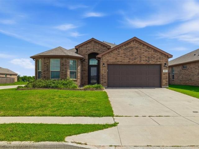 948 Meadow Scape Dr, Fort Worth, TX 76028
