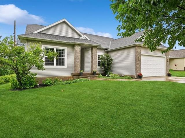 948 Willow Ln, Lisbon, IA 52253
