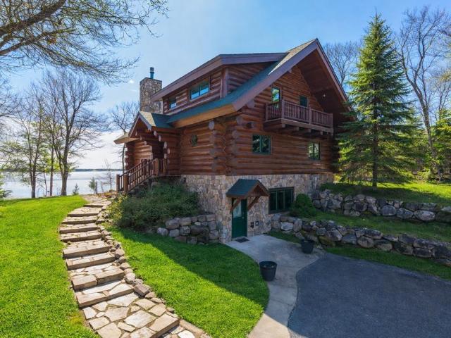 9494 Green Fern Lane