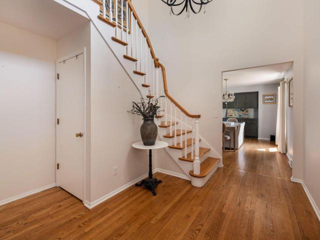 9495 N Fairway Cir