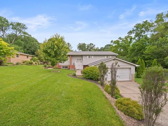 9495 Eastbrook Dr, West Chester, OH 45069