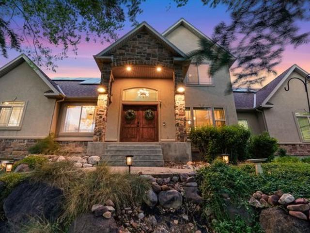 9498 N Canyon Heights Dr, Cedar Hills, UT 84062