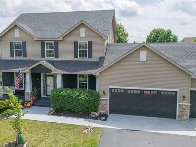 9499 Gander Ln, Minnetrista, MN 55375