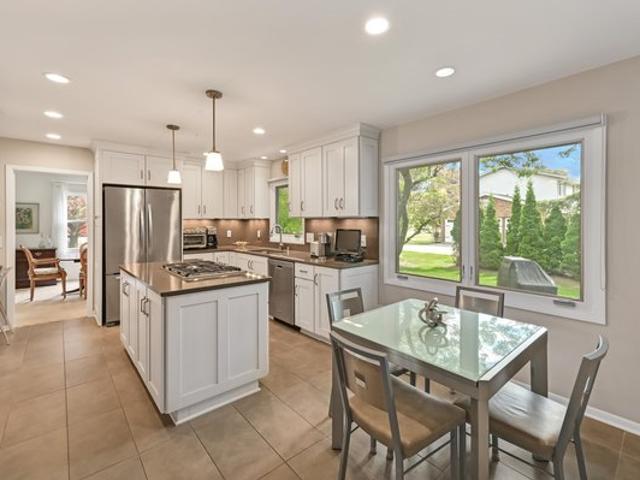 9490 N Waverly Dr, Bayside, WI 53217