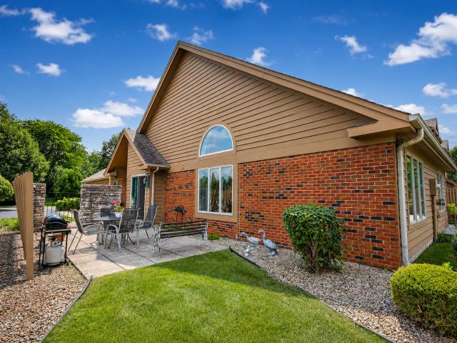 949 Cornwallis Lane