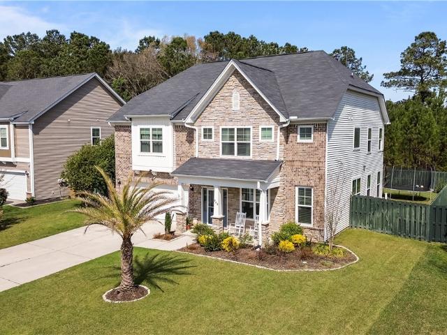 949 Castleoak Dr, Richmond Hill, GA 31324 | MLS #SA351205 | Compass