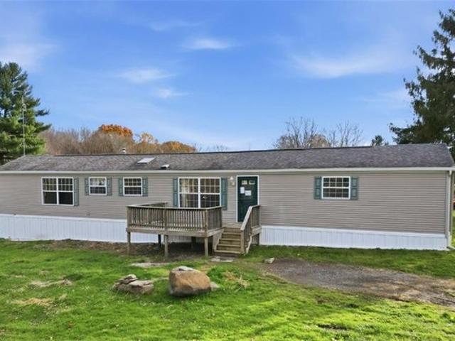 949 Belmar Rd, Franklin, PA 16323