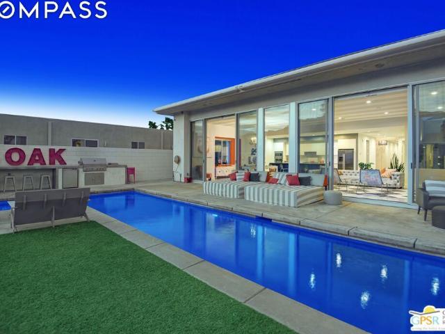949 Bernardi Ln, Palm Springs, CA