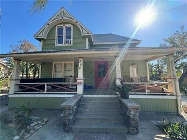 949 Garey Ave, Pomona, US, CA