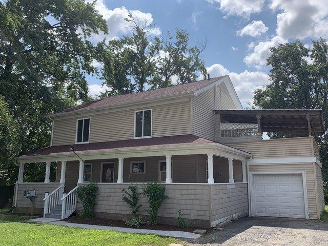 949 Harriet Ave, Aurora, IL 60505