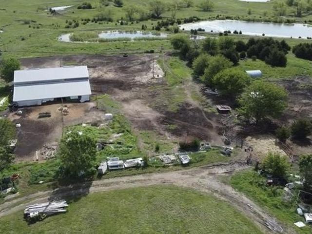949 Juneberry Rd, Burlington, KS 66839