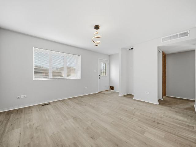 949 Mosby Court