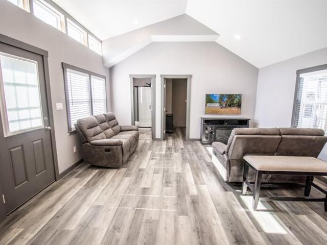 949 Marcelene Dr, Elysian Fields, TX 75692