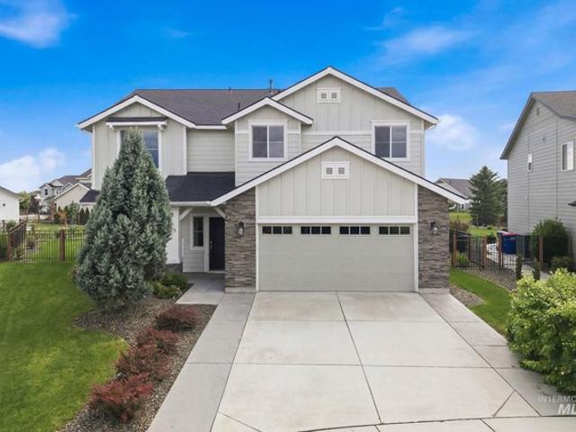 949 N Synergy Ln, Eagle, ID 83616