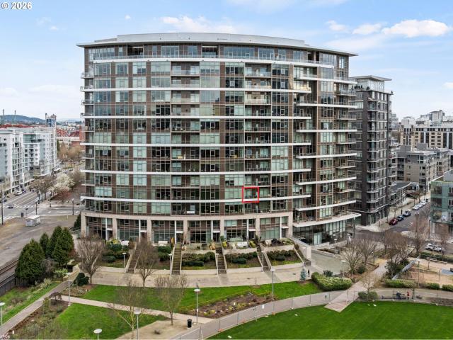 949 NW Overton St, Unit 608, Portland, OR 97209 | MLS #422618 | Compass
