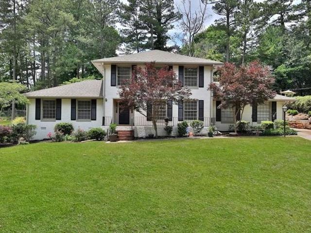 949 Rockbridge Way, Norcross, GA 30093