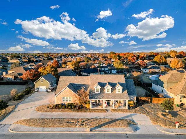 949 W Sunset Blvd, Celina, TX 75009 | MLS #21130