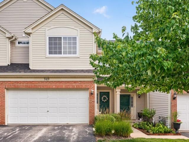 949 Tanager Ct, Glen Ellyn, IL 60137