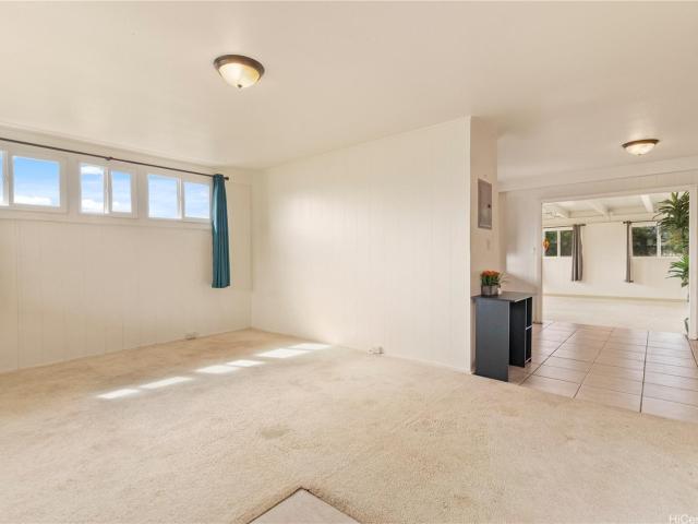 94 444 Loaa St, Waipahu, HI 96797 | MLS #202607 | Compass