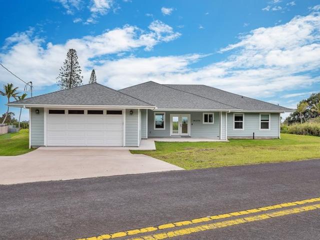 94 5774 Kalakau St, Naalehu, HI 96772