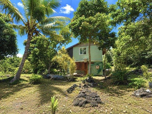 94 6319 Mauka St, Naalehu, HI 96772