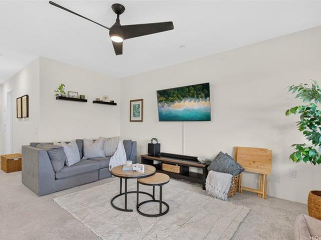 94 1180 Alaea St Unit 1310, Waipahu, HI 96797