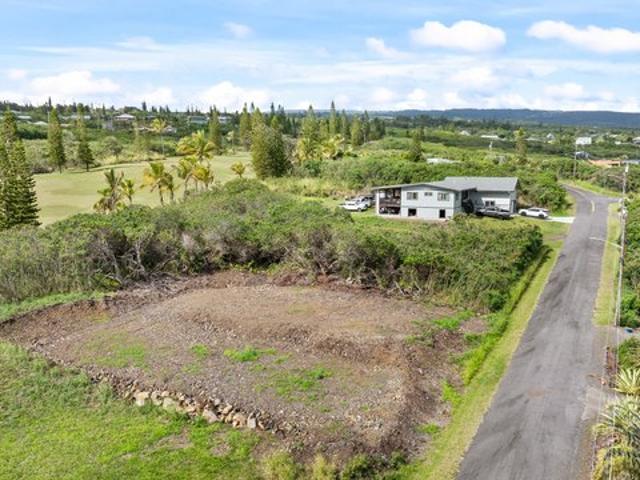 94 1445 Kia Kahi St, Naalehu, HI 96772