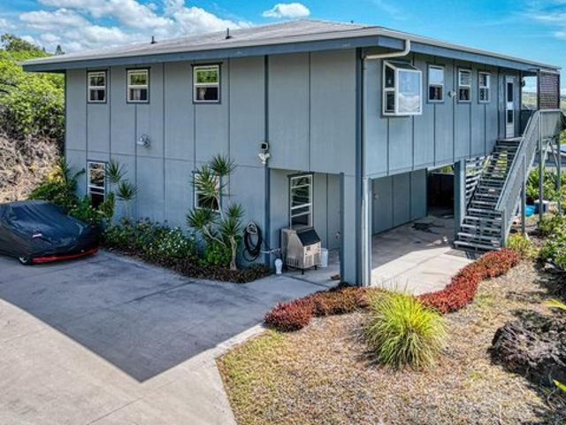 94 1790 Amepela, Naalehu, HI 96772