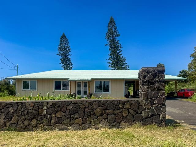 94 1979 Wakea Ave, Naalehu, HI 96772 | MLS #729826 | Compass