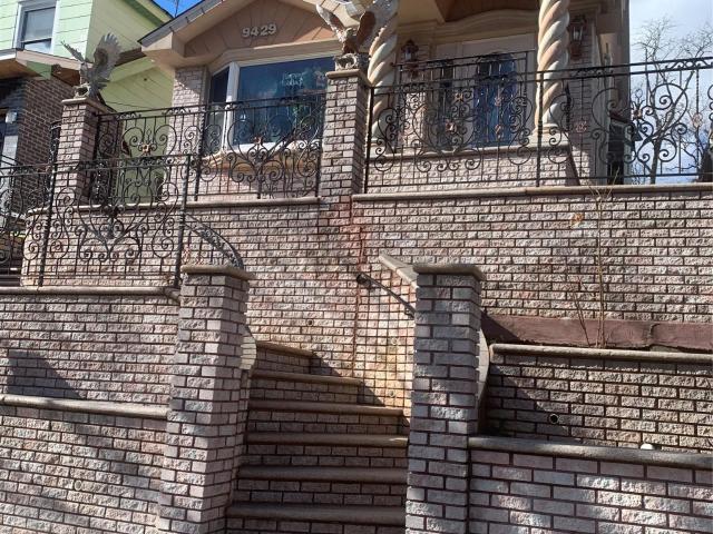 94 29 Park Lane South