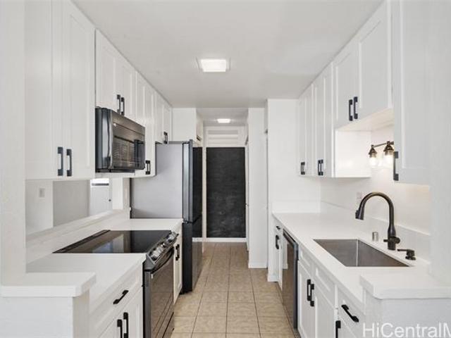 94 325 Alula Place, Mililani HI 96789