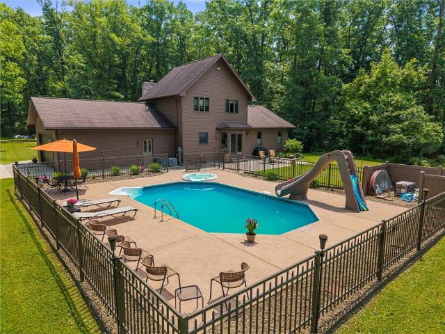 94 Troutman Rd