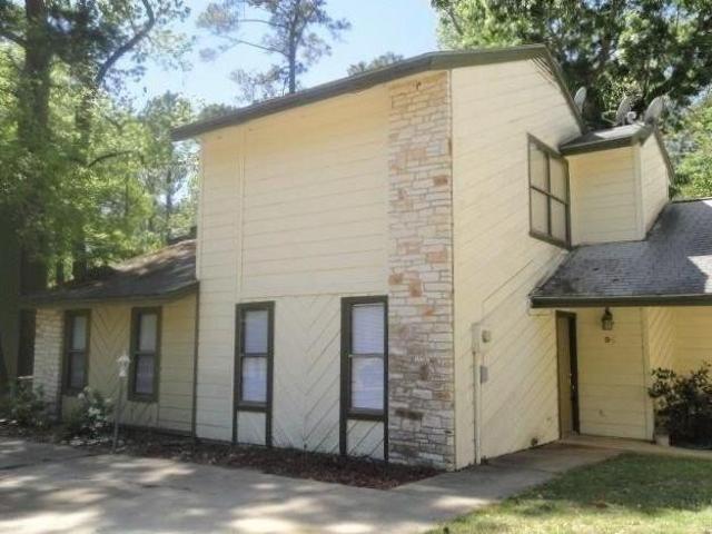 94 Villa Way, Coldspring, TX 77331