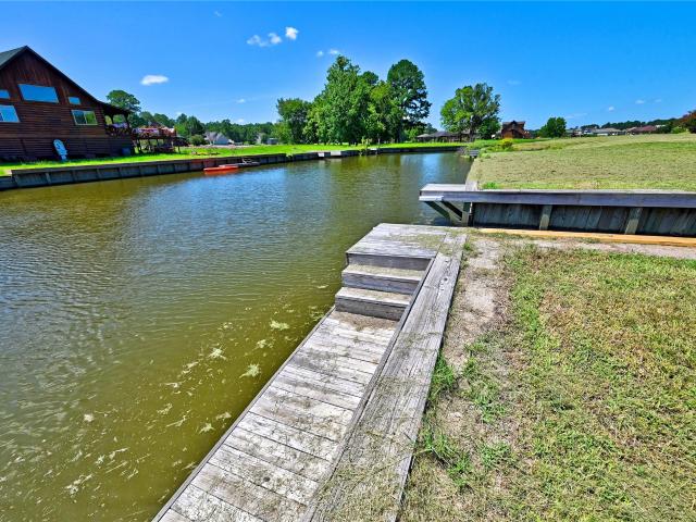 94 Wildwood Lake Drive