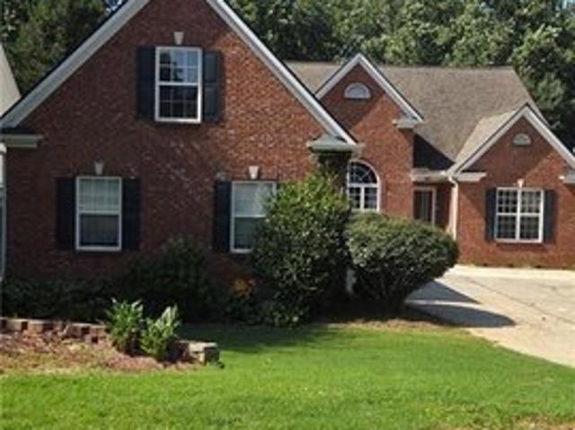 94 Bent Ridge Dr S, Dawsonville, GA 30534