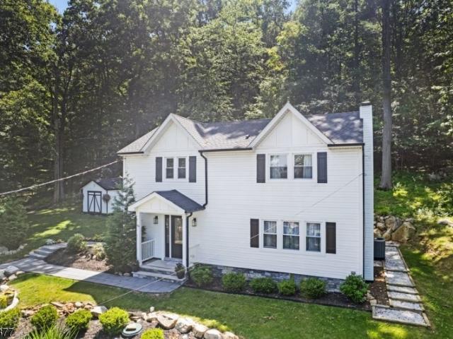 94 Castle Rock Rd
