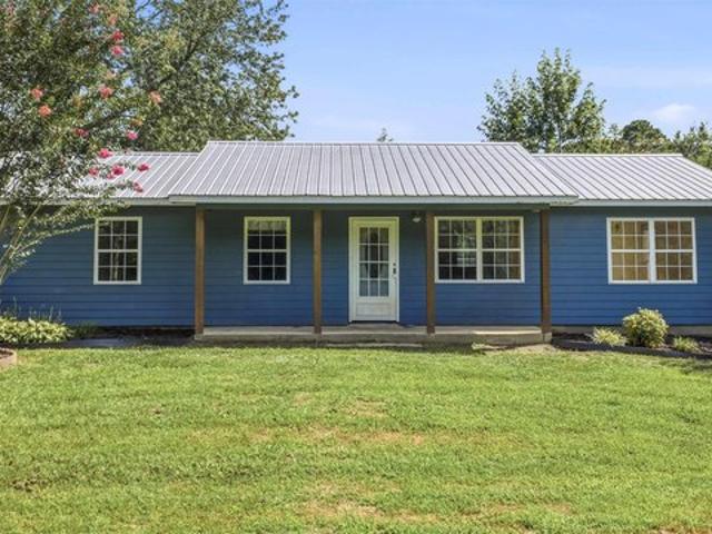 94 Cherokee Trl, Henagar, AL 35978