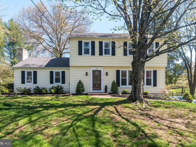 94 Chestnut Valley Dr, Doylestown, PA 18901