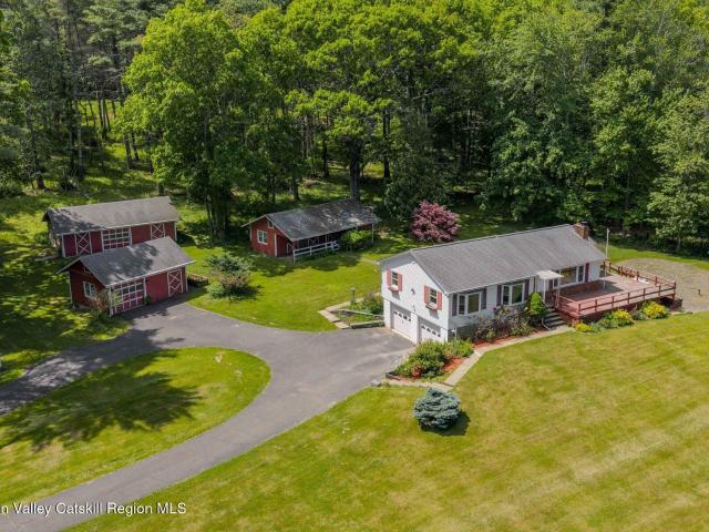 94 Chestnut Hill Road