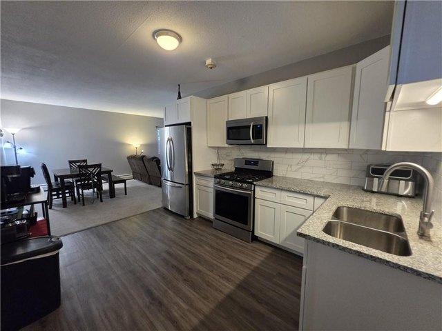 94 Cowesett Ave Apt 28, West Warwick, RI 02893
