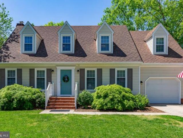 94 Cleremont Dr, Fredericksburg, VA 22405
