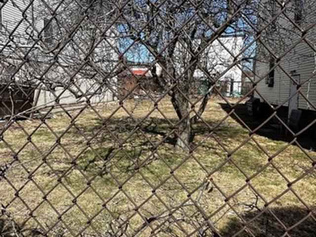 94 Clinton Ave, Jersey City, NJ 07304