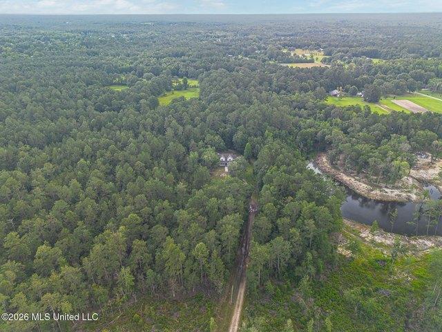 94 D and N Rd, Picayune, MS 39466