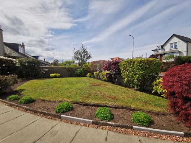 94 Dalhousie Road, Broughty Ferry, Dundee